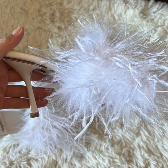 Jeffrey Campbell | Shoes | Jeffrey Campbell Feather Chauffeur Slide ...